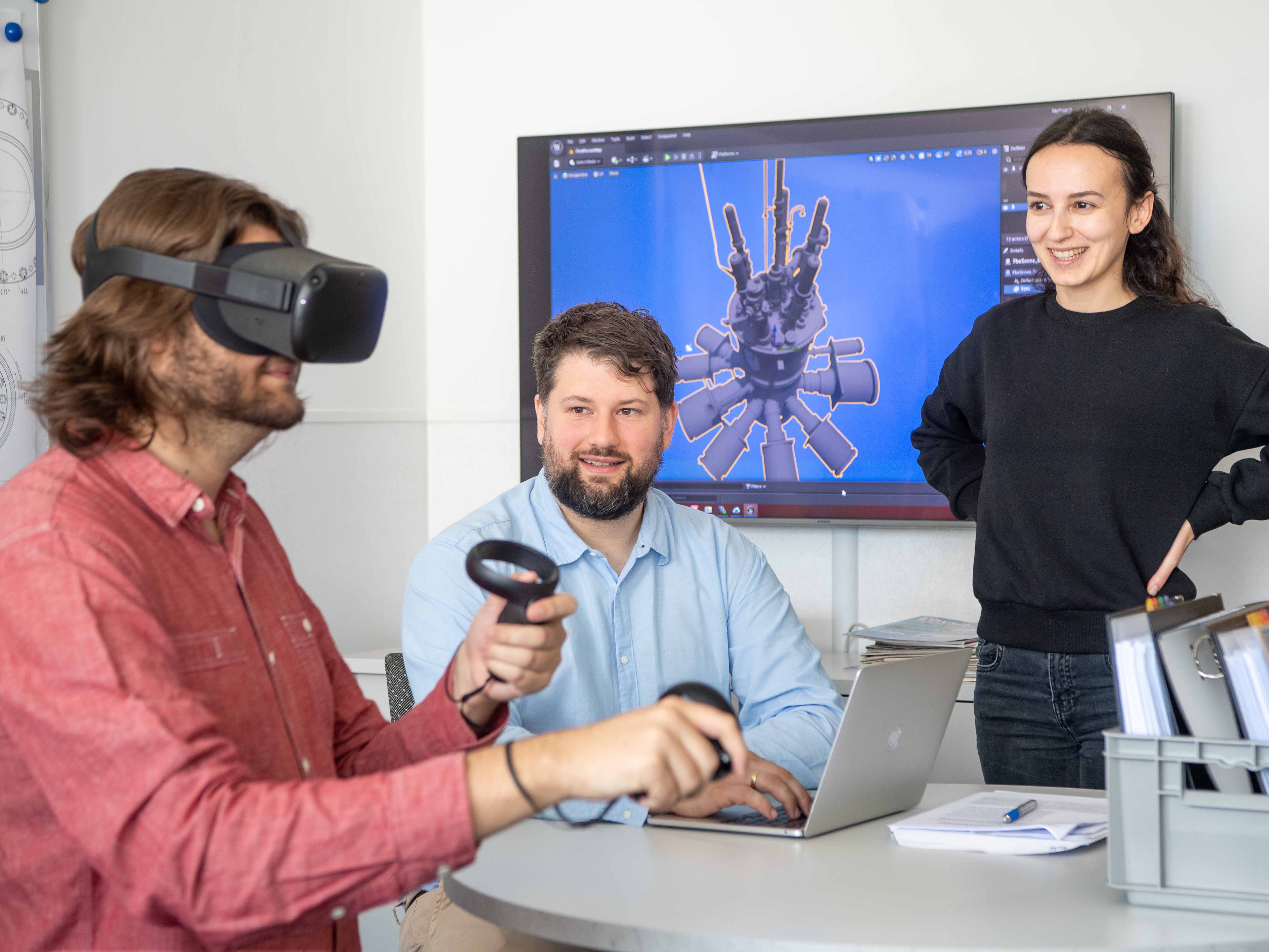 Operation of FRM II possible with Low Enriched Uranium / MLZ