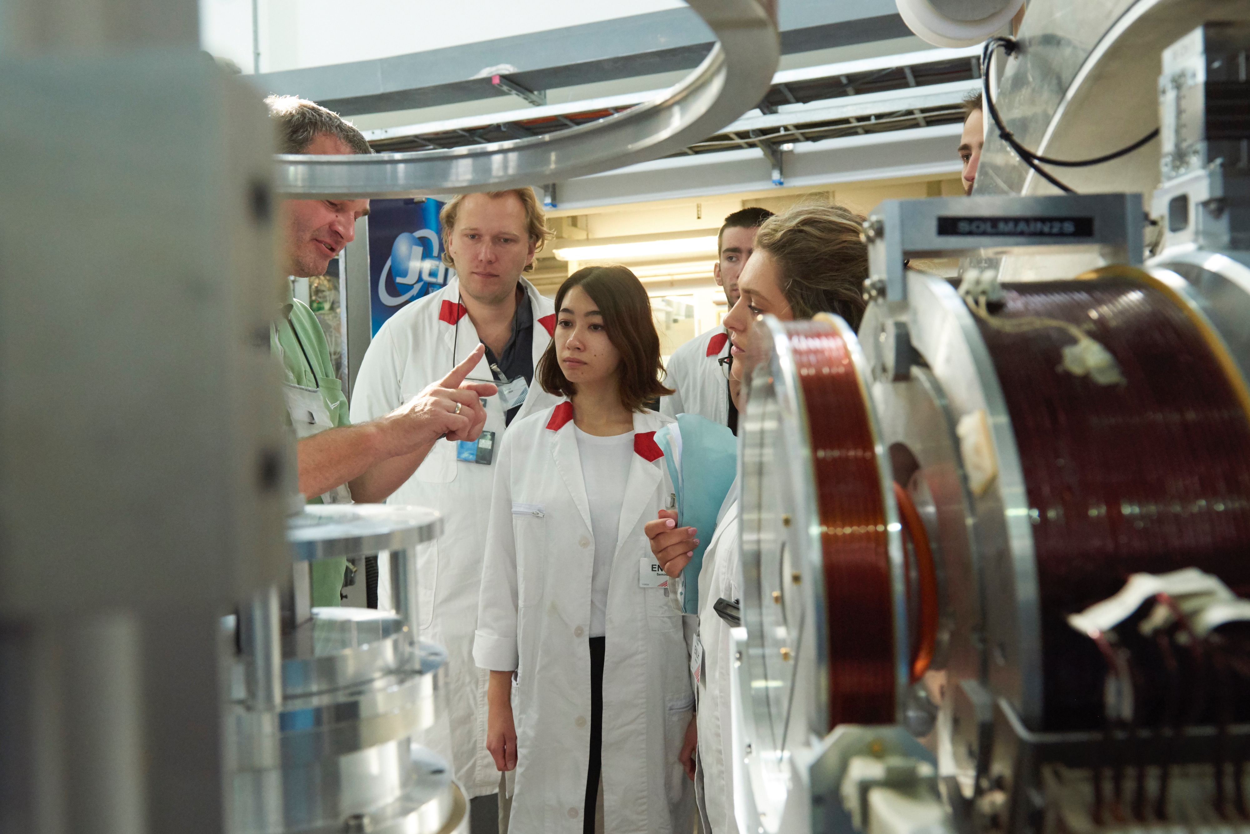 Cataracts: How proteins shape our vision / MLZ